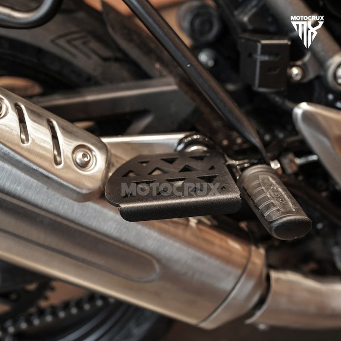 Triumph speed 400 Secure Step Foot Rest | MOTO CRUX
