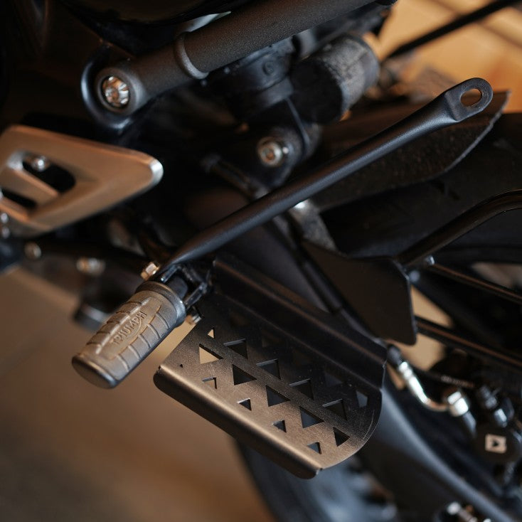 Triumph speed 400 Secure Step Foot Rest | MOTO CRUX